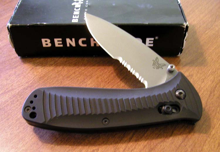 OLDER BENCHMADE KNIVES