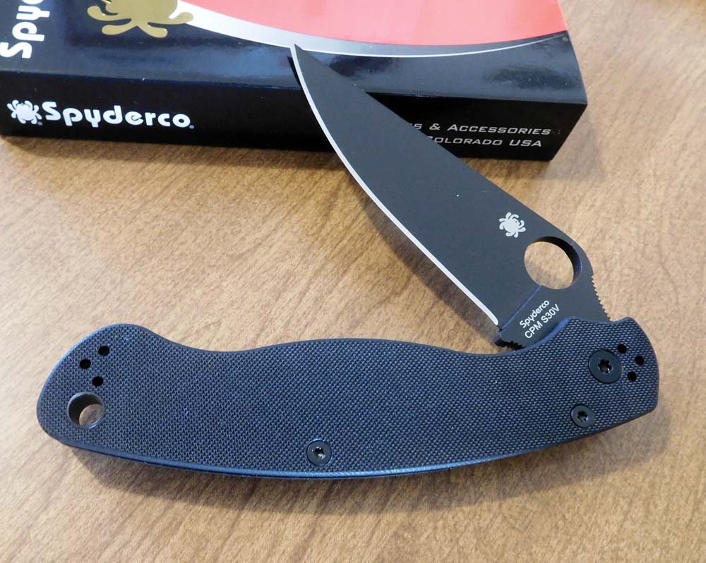 SPYDERCO MILITARY MODELS